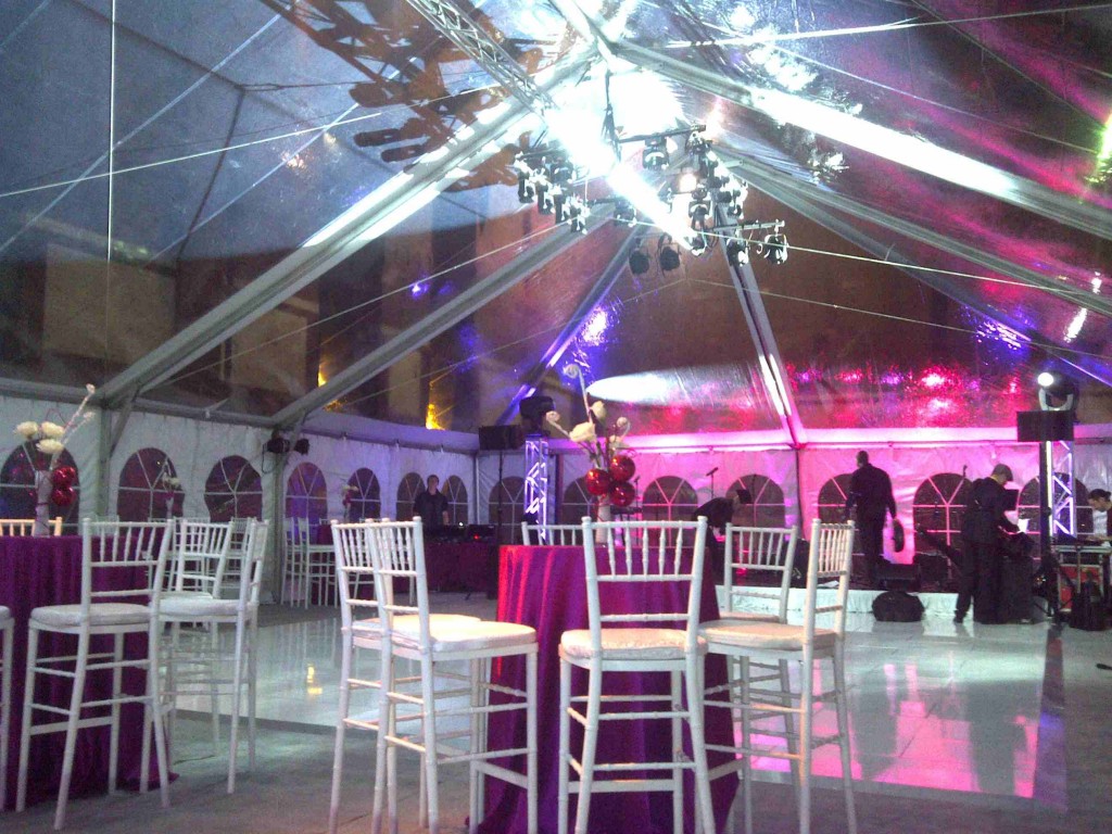 40' Wide Clear Frame Tent - Tent and Party Rentals Company